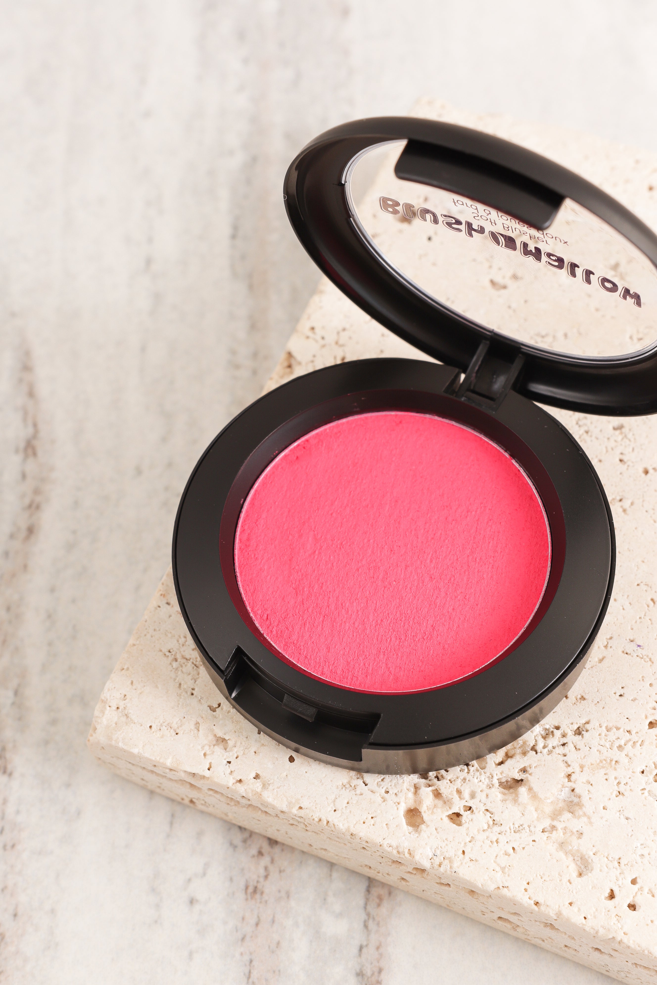 J.Cat Blush Mallow Soft Blusher | Romanamx.com